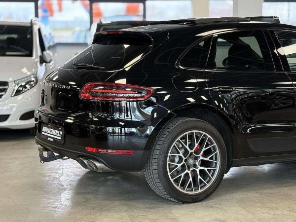 Black Porsche Macan 2015 in Klaipeda, with an engine capacity of 3.00 L and mileage of 196 thousand km for 24750 €, photo 9 on AUTOMOTO.COM.LV