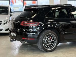 Melns Porsche Macan 2015 Klaipėda, ar dzinēja tilpumu 3.00 L un nobraukumu 196 tūkst. km par 24750 €, foto 10 vietnē AUTOMOTO.COM.LV