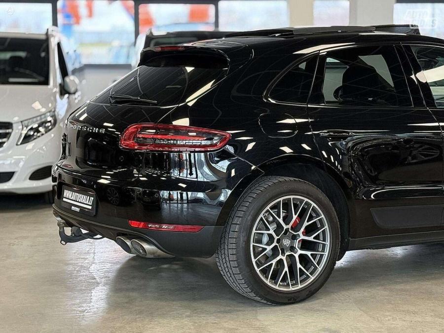 Melns Porsche Macan 2015 Klaipėda, ar dzinēja tilpumu 3.00 L un nobraukumu 196 tūkst. km par 24750 €, foto 10 vietnē AUTOMOTO.COM.LV