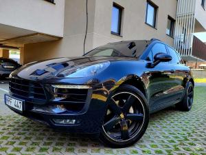 Black Porsche Macan 2015 in Vilnius, with an engine capacity of 2.97 L and mileage of 137 thousand km for 26500 €, photo 12 on AUTOMOTO.COM.LV