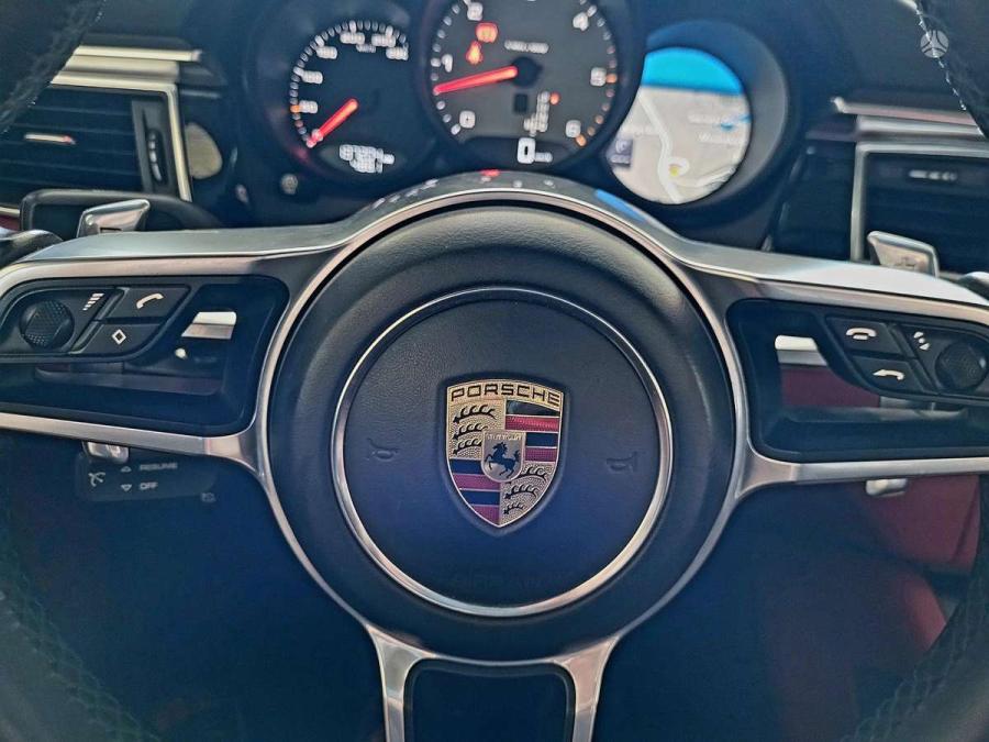 Black Porsche Macan 2015 in Vilnius, with an engine capacity of 2.97 L and mileage of 137 thousand km for 26500 €, photo 22 on AUTOMOTO.COM.LV