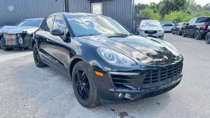 Black Porsche Macan 2015 in Ukmerge, with an engine capacity of 3.00 L and mileage of 244 thousand km for 14990 €, photo 4 on AUTOMOTO.COM.LV