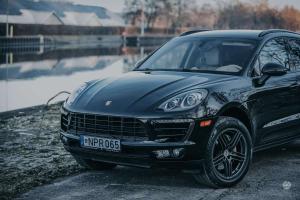 Melns Porsche Macan 2015 Šauļi, ar dzinēja tilpumu 3.00 L un nobraukumu 150 tūkst. km par 20499 €, foto 5 vietnē AUTOMOTO.COM.LV