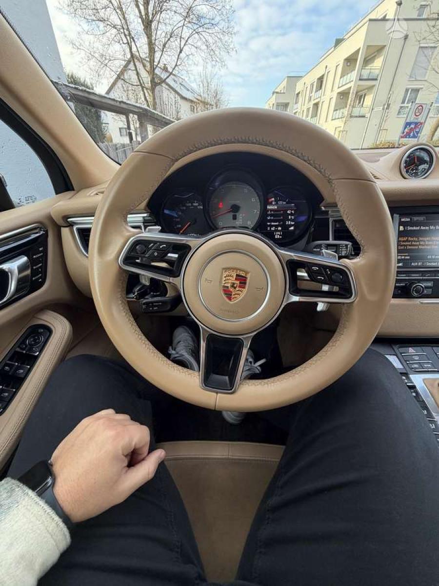 Melns Porsche Macan 2015 Šauļi, ar dzinēja tilpumu 3.00 L un nobraukumu 150 tūkst. km par 20499 €, foto 9 vietnē AUTOMOTO.COM.LV