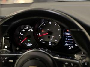 Melns Porsche Macan 2015 Viļņa, ar dzinēja tilpumu 3.00 L un nobraukumu 101 tūkst. km par 25500 €, foto 23 vietnē AUTOMOTO.COM.LV