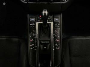Melns Porsche Macan 2015 Viļņa, ar dzinēja tilpumu 3.00 L un nobraukumu 101 tūkst. km par 25500 €, foto 25 vietnē AUTOMOTO.COM.LV