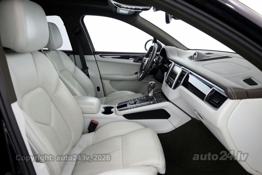 Melns Porsche Macan 2015 Tallina, ar dzinēja tilpumu 3.00 L un nobraukumu 216 tūkst. km par 9999 €, foto 7 vietnē AUTOMOTO.COM.LV