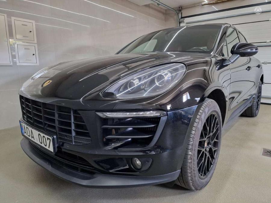 Melns Porsche Macan 2016 Vilkaviškis, ar dzinēja tilpumu 3.00 L un nobraukumu 139 tūkst. km par 25599 €, foto 2 vietnē AUTOMOTO.COM.LV