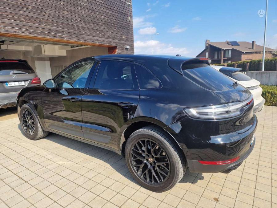 Melns Porsche Macan 2016 Vilkaviškis, ar dzinēja tilpumu 3.00 L un nobraukumu 139 tūkst. km par 25599 €, foto 10 vietnē AUTOMOTO.COM.LV