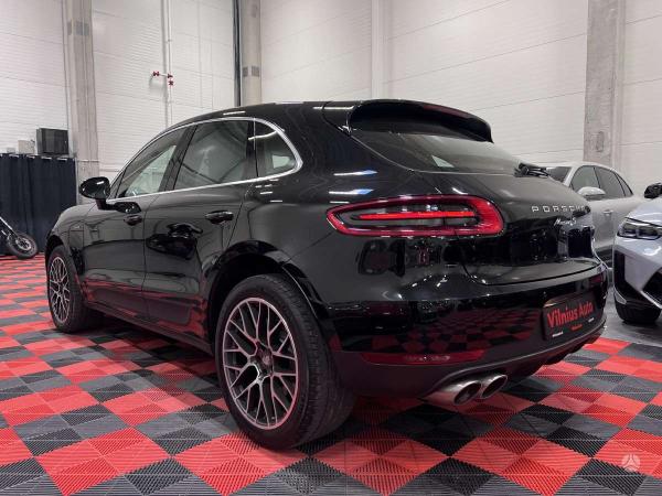 Melns Porsche Macan 2016 Viļņa, ar dzinēja tilpumu 2.97 L un nobraukumu 194 tūkst. km par 21500 €, foto 6 vietnē AUTOMOTO.COM.LV