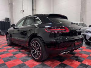 Melns Porsche Macan 2016 Viļņa, ar dzinēja tilpumu 2.97 L un nobraukumu 194 tūkst. km par 21500 €, foto 6 vietnē AUTOMOTO.COM.LV
