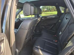 Black Porsche Macan 2016 in Silute, with an engine capacity of 3.00 L and mileage of 172 thousand km for 19500 €, photo 10 on AUTOMOTO.COM.LV