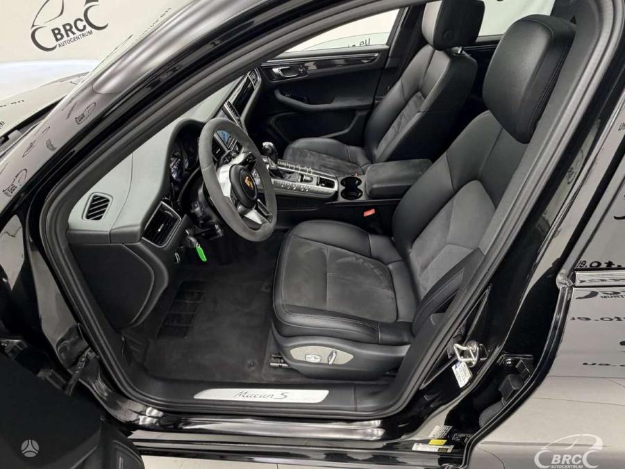 Melns Porsche Macan 2016 Viļņa, ar dzinēja tilpumu 3.00 L un nobraukumu 147 tūkst. km par 20900 €, foto 23 vietnē AUTOMOTO.COM.LV