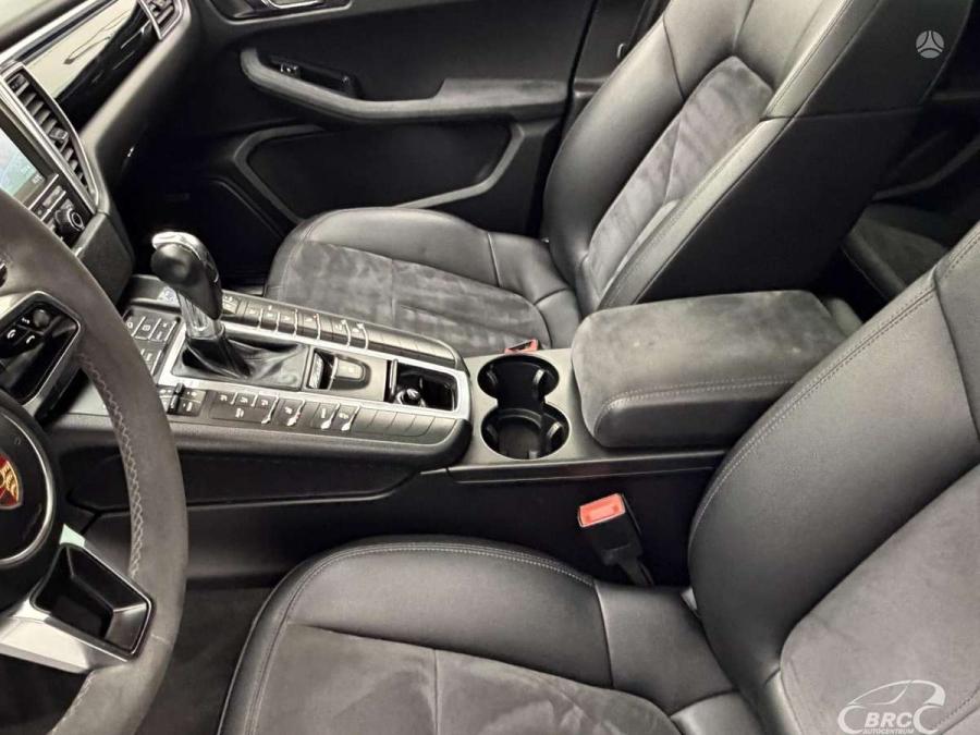 Melns Porsche Macan 2016 Viļņa, ar dzinēja tilpumu 3.00 L un nobraukumu 147 tūkst. km par 20900 €, foto 27 vietnē AUTOMOTO.COM.LV