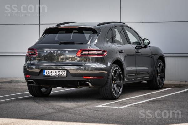 Melns Porsche Macan 2016 Rīga, ar dzinēja tilpumu 2.00 L un nobraukumu 118 tūkst. km par 24500 €, foto 4 vietnē AUTOMOTO.COM.LV