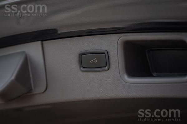 Melns Porsche Macan 2016 Rīga, ar dzinēja tilpumu 2.00 L un nobraukumu 118 tūkst. km par 24500 €, foto 9 vietnē AUTOMOTO.COM.LV