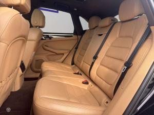 Melns Porsche Macan 2016 Viļņa, ar dzinēja tilpumu 3.60 L un nobraukumu 104 tūkst. km par 28999 €, foto 13 vietnē AUTOMOTO.COM.LV