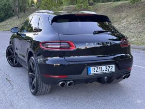 Black Porsche Macan 2016 in Jonava, with an engine capacity of 2.97 L and mileage of 269 thousand km for 23500 €, photo 9 on AUTOMOTO.COM.LV