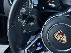 Black Porsche Macan 2016 in Jonava, with an engine capacity of 2.97 L and mileage of 269 thousand km for 23500 €, photo 22 on AUTOMOTO.COM.LV
