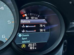 Black Porsche Macan 2016 in Jonava, with an engine capacity of 2.97 L and mileage of 269 thousand km for 23500 €, photo 25 on AUTOMOTO.COM.LV