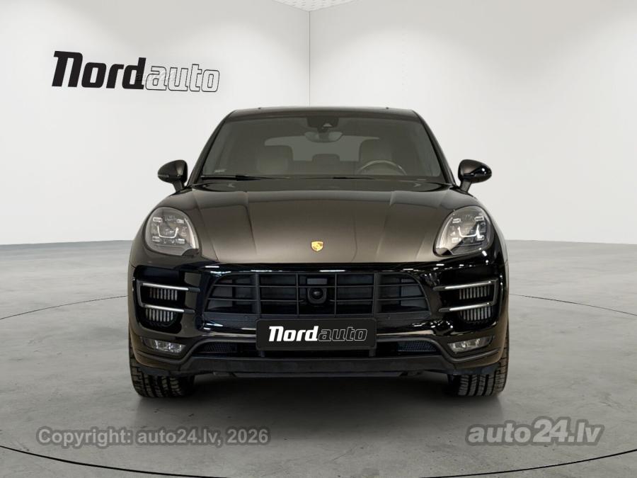 Melns Porsche Macan 2016 Tallina, ar dzinēja tilpumu 3.60 L un nobraukumu 225 tūkst. km par 27900 €, foto 4 vietnē AUTOMOTO.COM.LV