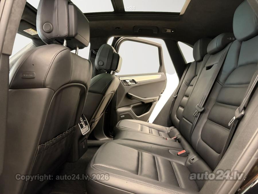 Melns Porsche Macan 2016 Tallina, ar dzinēja tilpumu 3.60 L un nobraukumu 225 tūkst. km par 27900 €, foto 7 vietnē AUTOMOTO.COM.LV