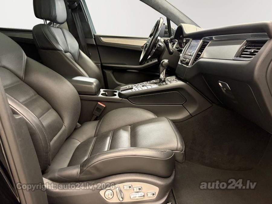 Melns Porsche Macan 2016 Tallina, ar dzinēja tilpumu 3.60 L un nobraukumu 225 tūkst. km par 27900 €, foto 10 vietnē AUTOMOTO.COM.LV