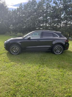 Melns Porsche Macan 2016 Alīta, ar dzinēja tilpumu 3.00 L un nobraukumu 219 tūkst. km par 21800 €, foto 6 vietnē AUTOMOTO.COM.LV