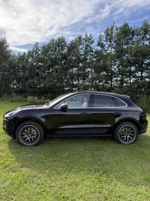 Melns Porsche Macan 2016 Alīta, ar dzinēja tilpumu 3.00 L un nobraukumu 219 tūkst. km par 21800 €, foto 8 vietnē AUTOMOTO.COM.LV