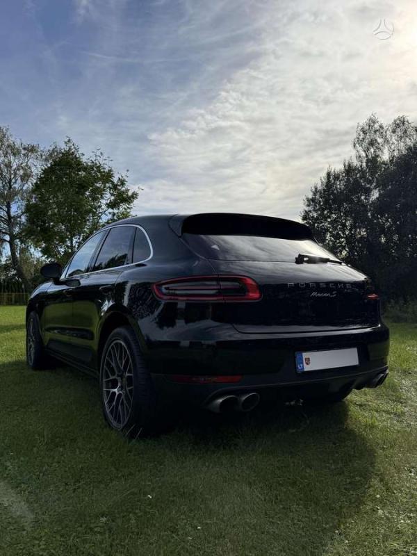 Melns Porsche Macan 2016 Alīta, ar dzinēja tilpumu 3.00 L un nobraukumu 219 tūkst. km par 21800 €, foto 9 vietnē AUTOMOTO.COM.LV
