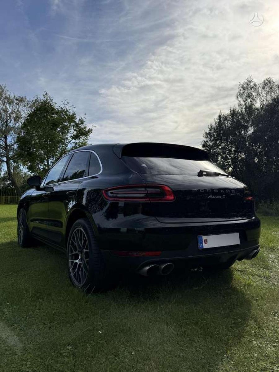 Melns Porsche Macan 2016 Alīta, ar dzinēja tilpumu 3.00 L un nobraukumu 219 tūkst. km par 21800 €, foto 9 vietnē AUTOMOTO.COM.LV
