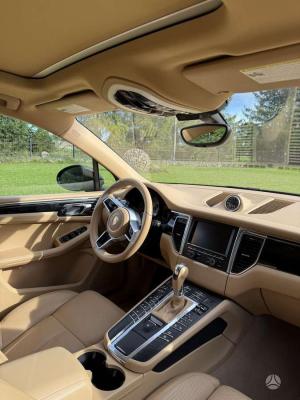 Melns Porsche Macan 2016 Alīta, ar dzinēja tilpumu 3.00 L un nobraukumu 219 tūkst. km par 21800 €, foto 26 vietnē AUTOMOTO.COM.LV