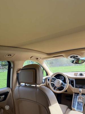 Melns Porsche Macan 2016 Alīta, ar dzinēja tilpumu 3.00 L un nobraukumu 219 tūkst. km par 21800 €, foto 28 vietnē AUTOMOTO.COM.LV