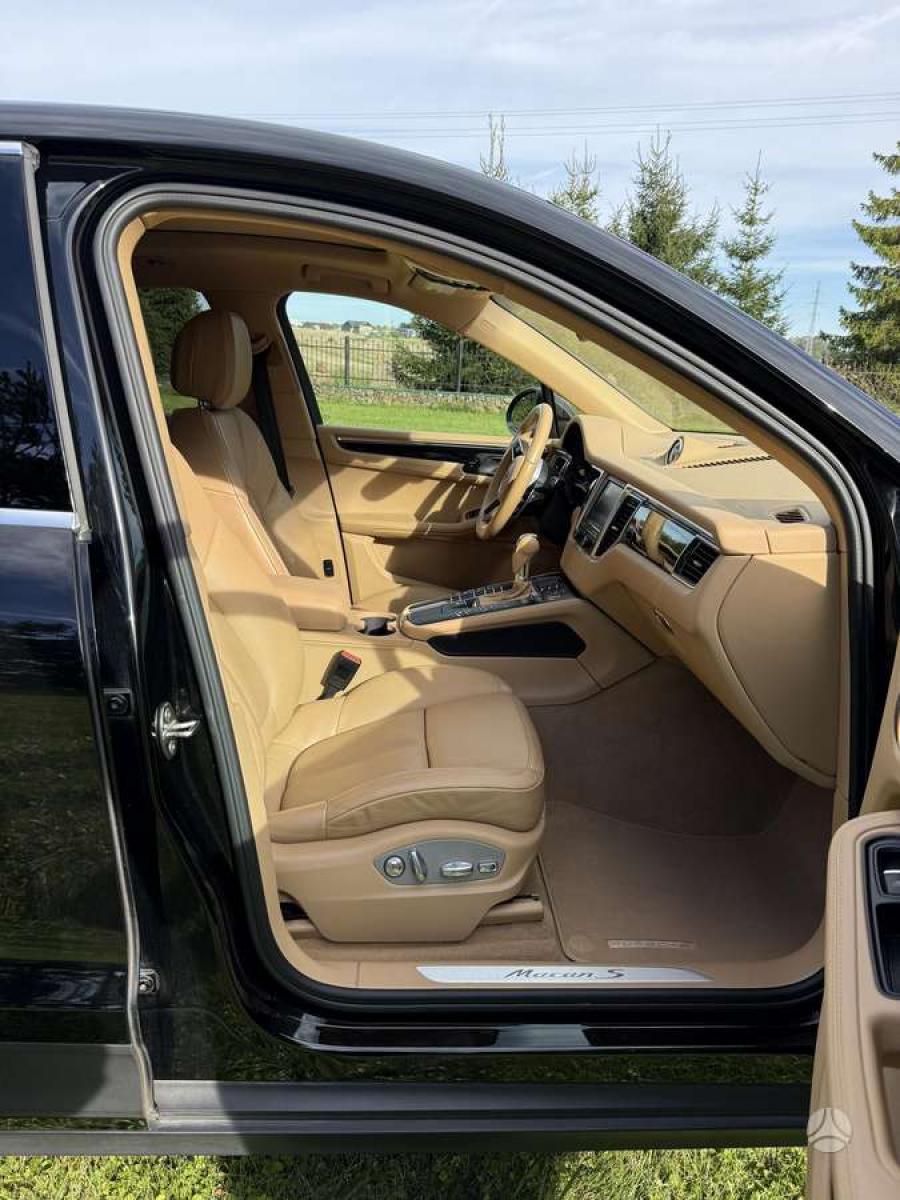 Melns Porsche Macan 2016 Alīta, ar dzinēja tilpumu 3.00 L un nobraukumu 219 tūkst. km par 21800 €, foto 30 vietnē AUTOMOTO.COM.LV