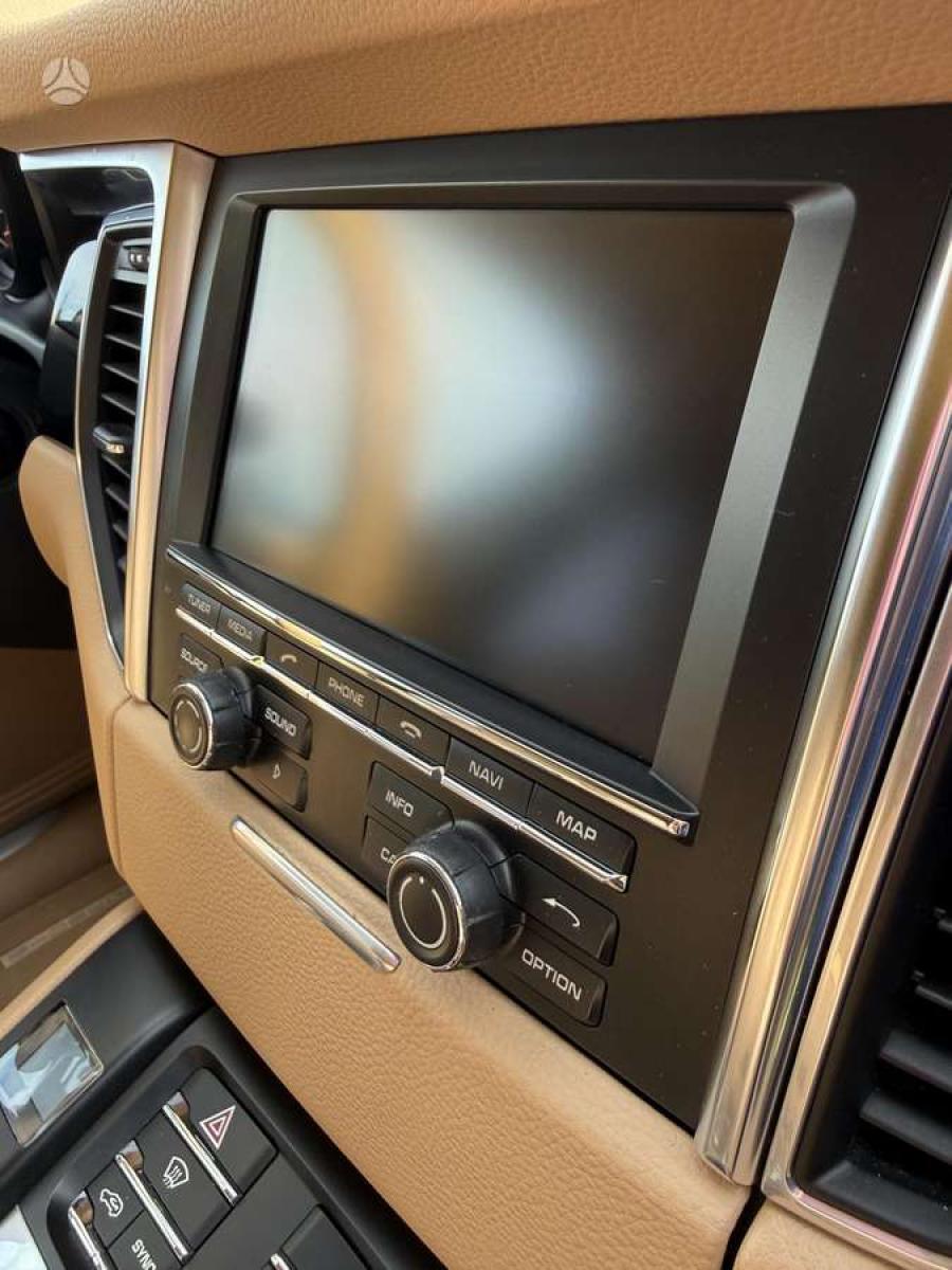 Melns Porsche Macan 2016 Alīta, ar dzinēja tilpumu 3.00 L un nobraukumu 219 tūkst. km par 21800 €, foto 32 vietnē AUTOMOTO.COM.LV