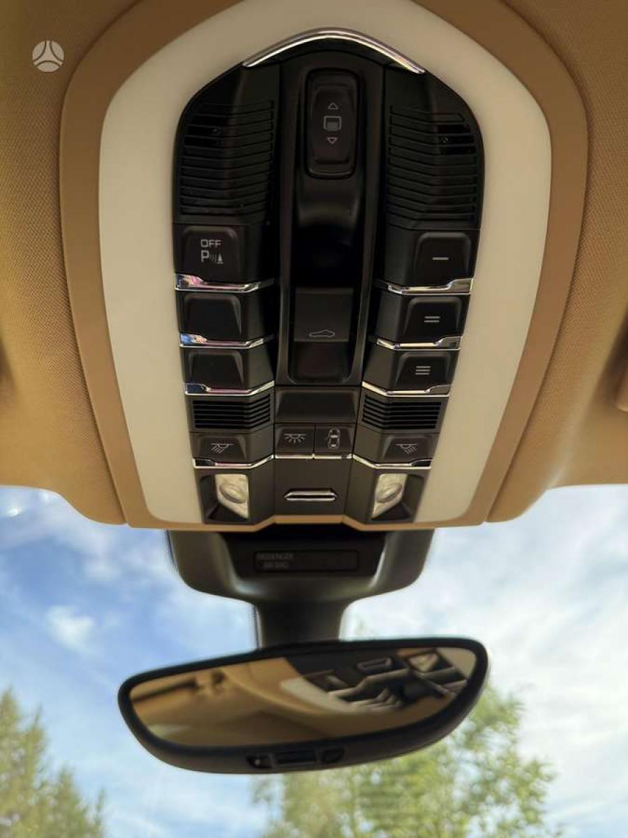 Melns Porsche Macan 2016 Alīta, ar dzinēja tilpumu 3.00 L un nobraukumu 219 tūkst. km par 21800 €, foto 34 vietnē AUTOMOTO.COM.LV
