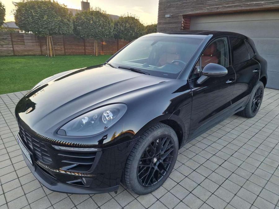 Melns Porsche Macan 2016 Vilkaviškis, ar dzinēja tilpumu 3.00 L un nobraukumu 151 tūkst. km par 21499 €, foto 3 vietnē AUTOMOTO.COM.LV