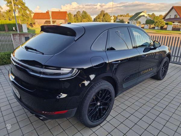 Melns Porsche Macan 2016 Vilkaviškis, ar dzinēja tilpumu 3.00 L un nobraukumu 151 tūkst. km par 21499 €, foto 7 vietnē AUTOMOTO.COM.LV