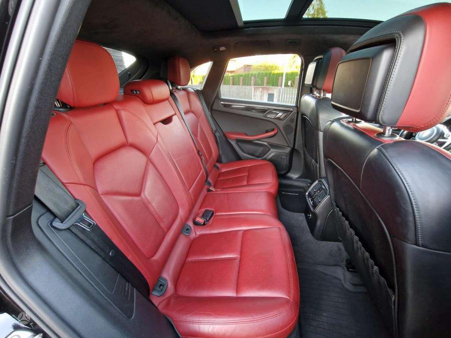 Melns Porsche Macan 2016 Vilkaviškis, ar dzinēja tilpumu 3.00 L un nobraukumu 151 tūkst. km par 21499 €, foto 12 vietnē AUTOMOTO.COM.LV