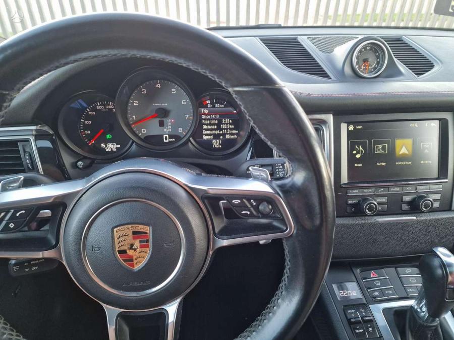 Melns Porsche Macan 2016 Vilkaviškis, ar dzinēja tilpumu 3.00 L un nobraukumu 151 tūkst. km par 21499 €, foto 15 vietnē AUTOMOTO.COM.LV