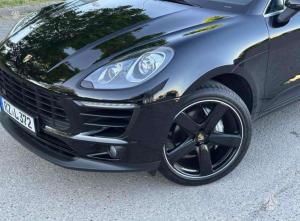 Melns Porsche Macan 2016 Viļņa, ar dzinēja tilpumu 2.97 L un nobraukumu 269 tūkst. km par 21500 €, foto 3 vietnē AUTOMOTO.COM.LV