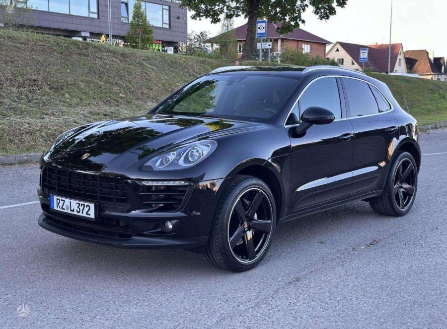 Melns Porsche Macan 2016 Viļņa, ar dzinēja tilpumu 2.97 L un nobraukumu 269 tūkst. km par 21500 €, foto 5 vietnē AUTOMOTO.COM.LV
