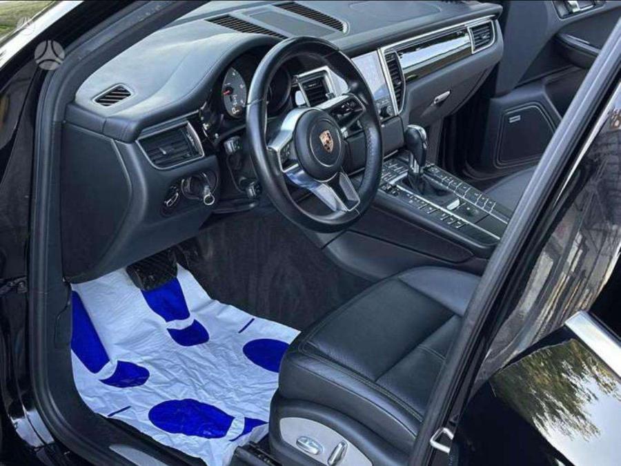 Melns Porsche Macan 2016 Viļņa, ar dzinēja tilpumu 2.97 L un nobraukumu 269 tūkst. km par 21500 €, foto 20 vietnē AUTOMOTO.COM.LV