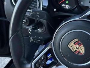 Melns Porsche Macan 2016 Viļņa, ar dzinēja tilpumu 2.97 L un nobraukumu 269 tūkst. km par 21500 €, foto 22 vietnē AUTOMOTO.COM.LV