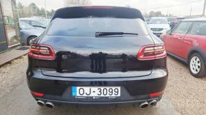 Black Porsche Macan 2017 in Riga, with an engine capacity of 3.00 L and mileage of 244 thousand km for 31500 €, photo 5 on AUTOMOTO.COM.LV