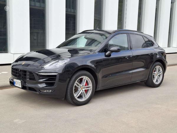 Black Porsche Macan 2017 in Vilnius, with an engine capacity of 3.00 L and mileage of 130 thousand km for 32500 €, photo 3 on AUTOMOTO.COM.LV