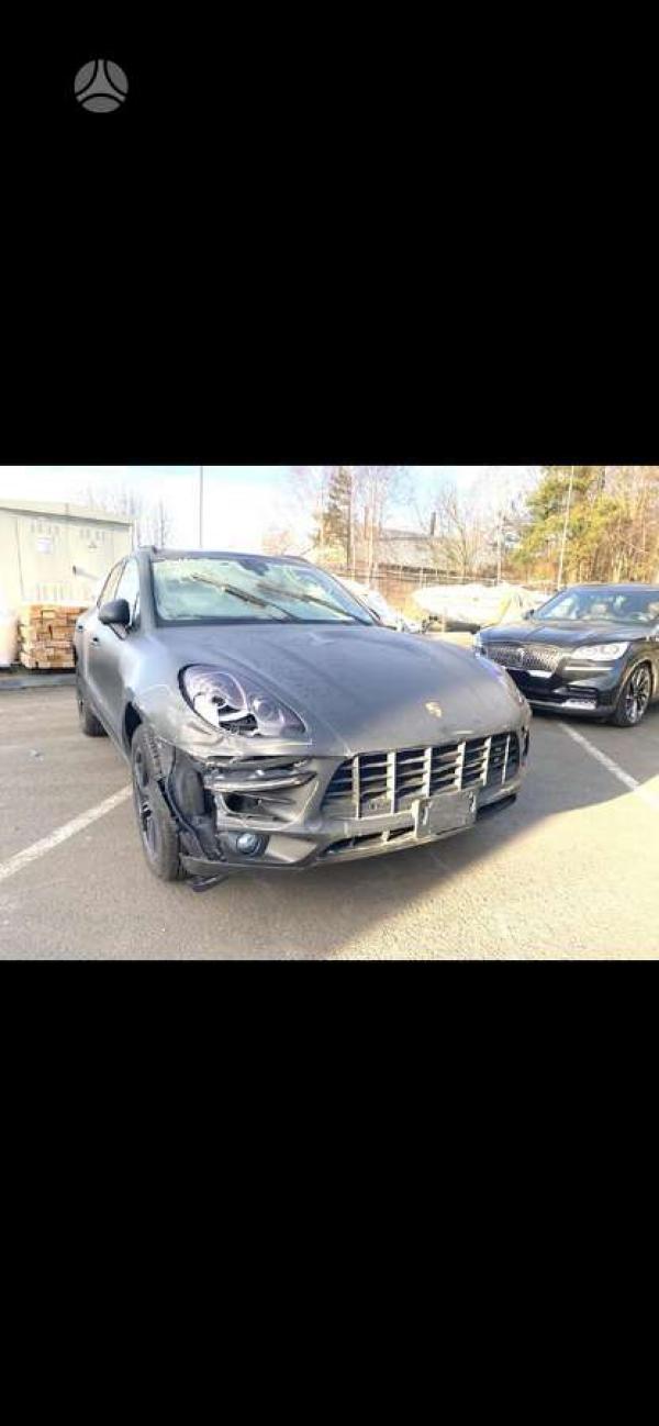 Melns Porsche Macan 2017 Klaipėda, ar dzinēja tilpumu 1.98 L un nobraukumu 85 tūkst. km par 15800 €, foto 3 vietnē AUTOMOTO.COM.LV