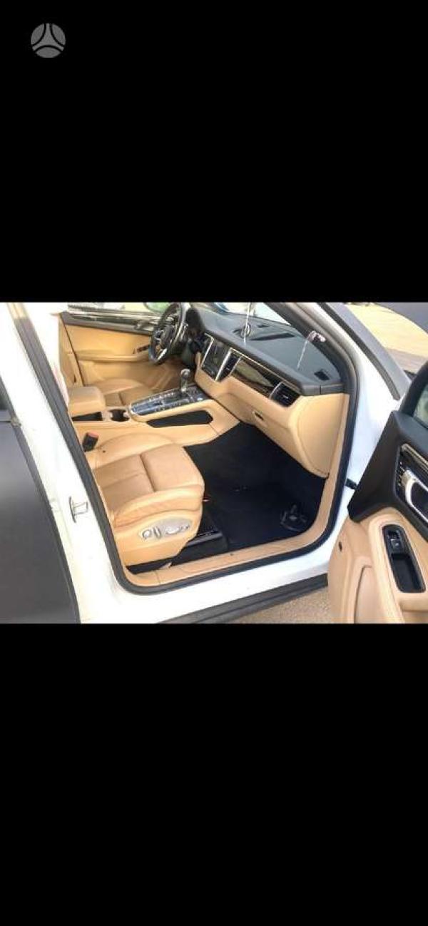 Melns Porsche Macan 2017 Klaipėda, ar dzinēja tilpumu 1.98 L un nobraukumu 85 tūkst. km par 15800 €, foto 11 vietnē AUTOMOTO.COM.LV