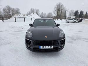 Black Porsche Macan 2017 in Siauliai, with an engine capacity of 2.97 L and mileage of 190 thousand km for 32000 €, photo 9 on AUTOMOTO.COM.LV