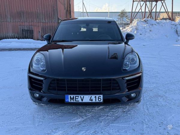 Melns Porsche Macan 2017 Klaipėda, ar dzinēja tilpumu 3.00 L un nobraukumu 220 tūkst. km par 16500 €, foto 4 vietnē AUTOMOTO.COM.LV